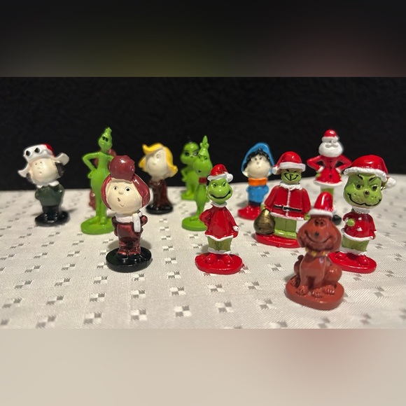 Toys | Dr Seuss How The Grinch Stole Christmas Mini Pvc Figure Lot Of ...